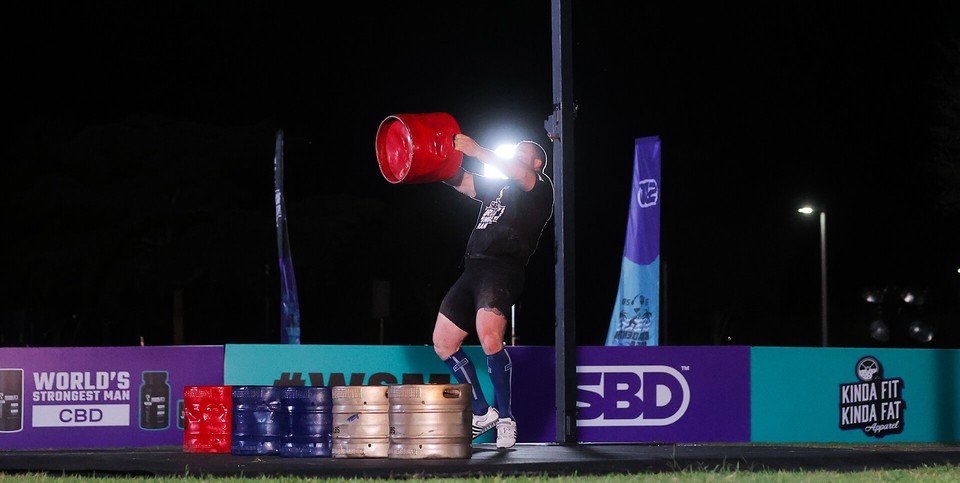 Toss - The World's Strongest Man